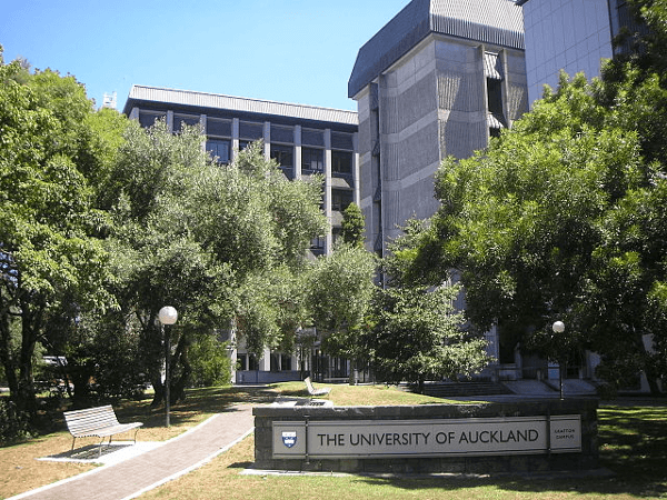 University of Auckland - Education & Research in Supply Chain Management